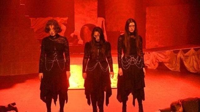 Macbeth | Stage Whispers